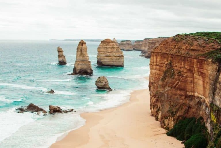 25 Famous Australian Landmarks You Can't Help But Fall In Love With ...
