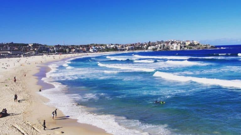 25 Famous Australian Landmarks You Can't Help But Fall In Love With ...